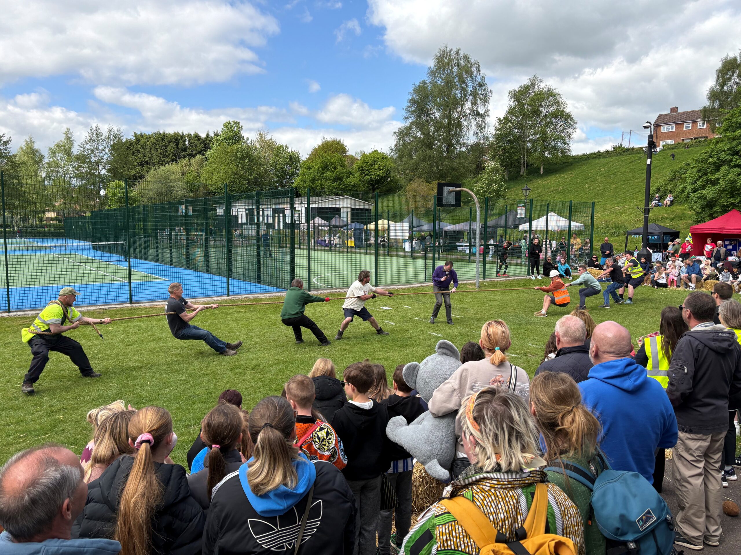 Thousands attend 'spectacular' Spring in the Park 2025 - Warminster ...