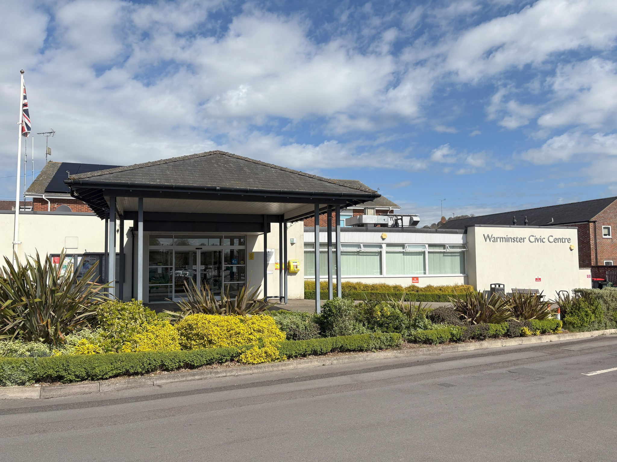 New Emergency Contact Hub at Warminster Civic Centre - Warminster Town ...